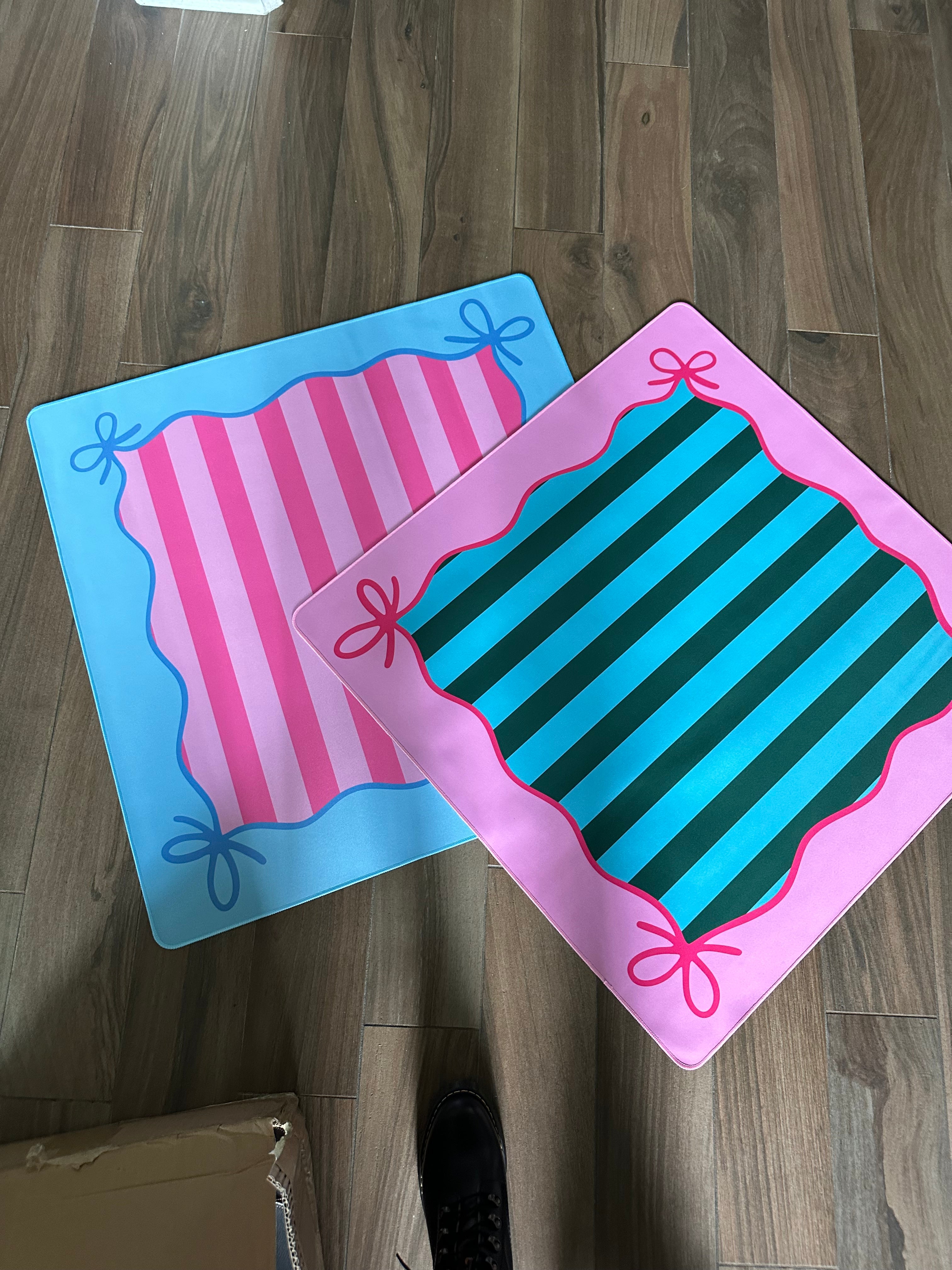 Mahjong Bow Mat- Green and Pink – Woodlands Mahjong Society